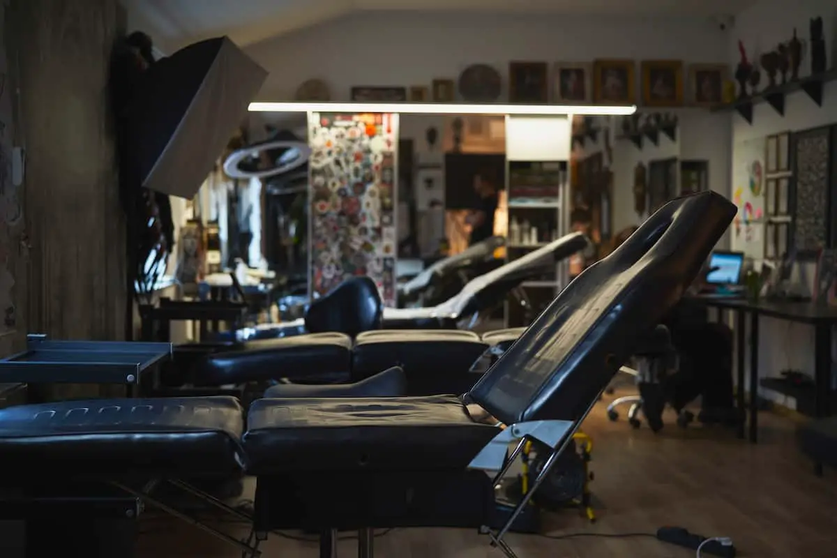 Best Tattoo Chair: Our Top 5 Picks for Comfort and Functionality ...
